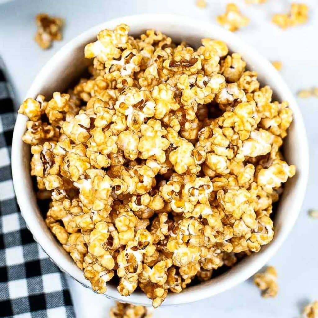 Homemade Caramel Popcorn Without Corn Syrup | A Reinvented Mom